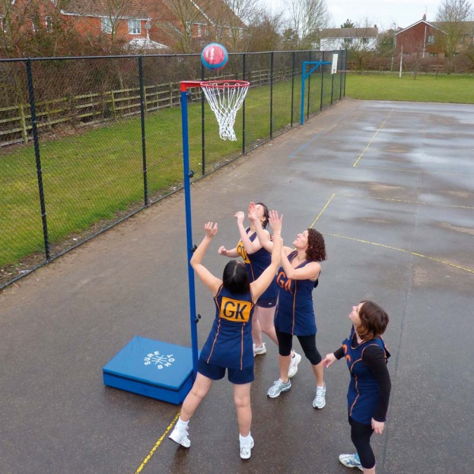 Compact Netball Basketball Hoop - 540 - Stadia Sports